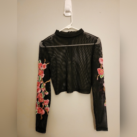 Forever 21 | Tops | Forever 2 Black Mesh Net Long Sleeve Crop Top Shirt ...